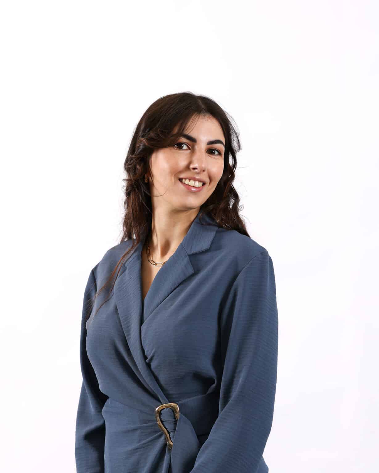 UX Designer Genève : Sarah, experte en design UX/UI chez Qim info